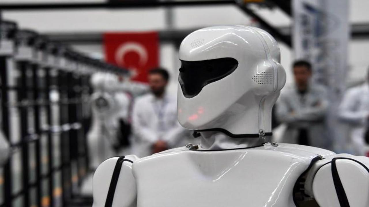 Türkiye'nin ilk insansı robot fabrikası açıldı