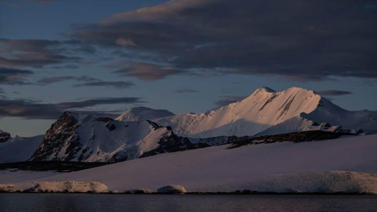 Turkish scientists continue their atmospheric research in Antarctica ...