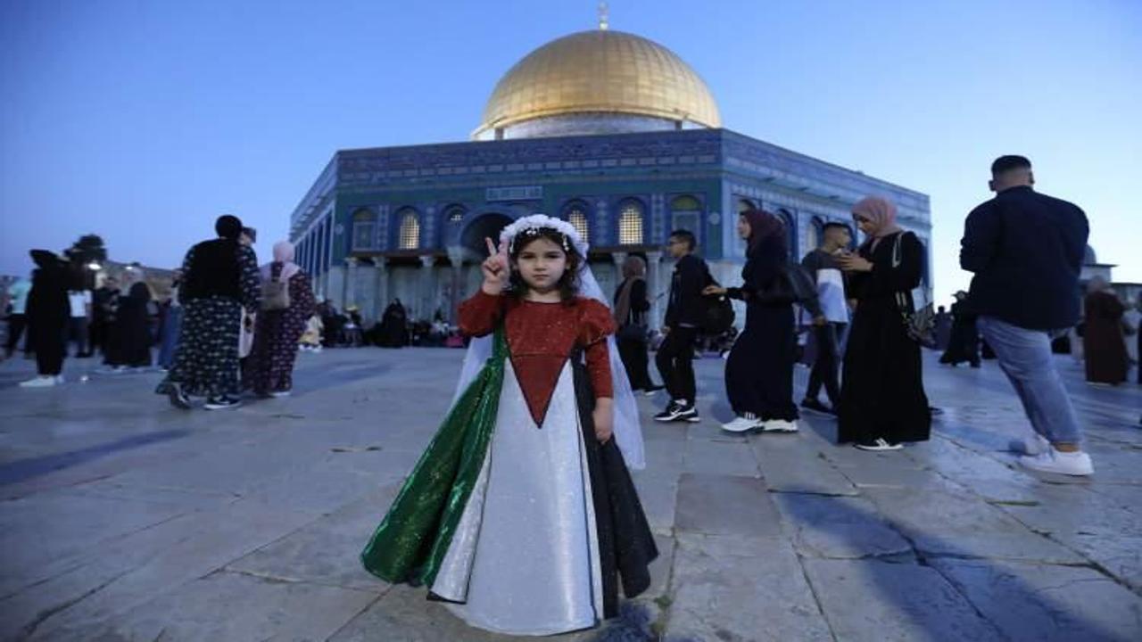 Dünyadan bayram manzaraları - Resim 1 Dünyadan bayram manzaraları - Resim 1