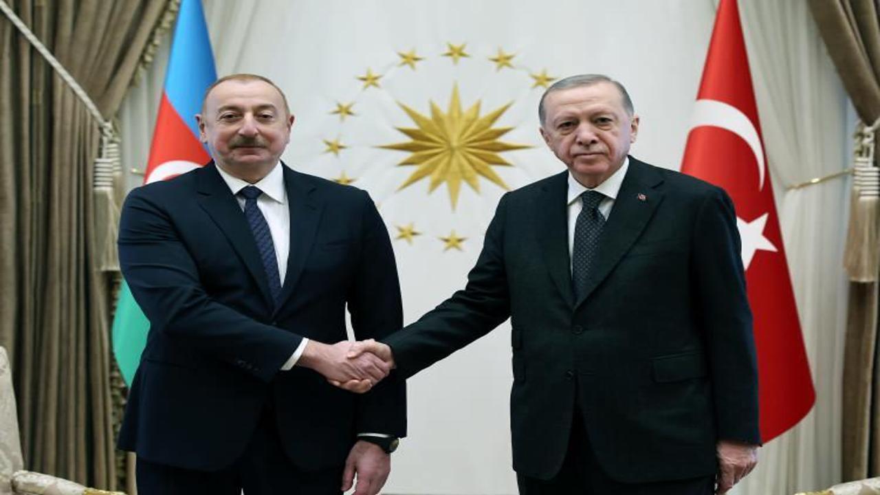 Azerbaycan Cumhurbaşkanı Aliyev, Türkiye'de! Cumhurbaşkanı Erdoğan ...
