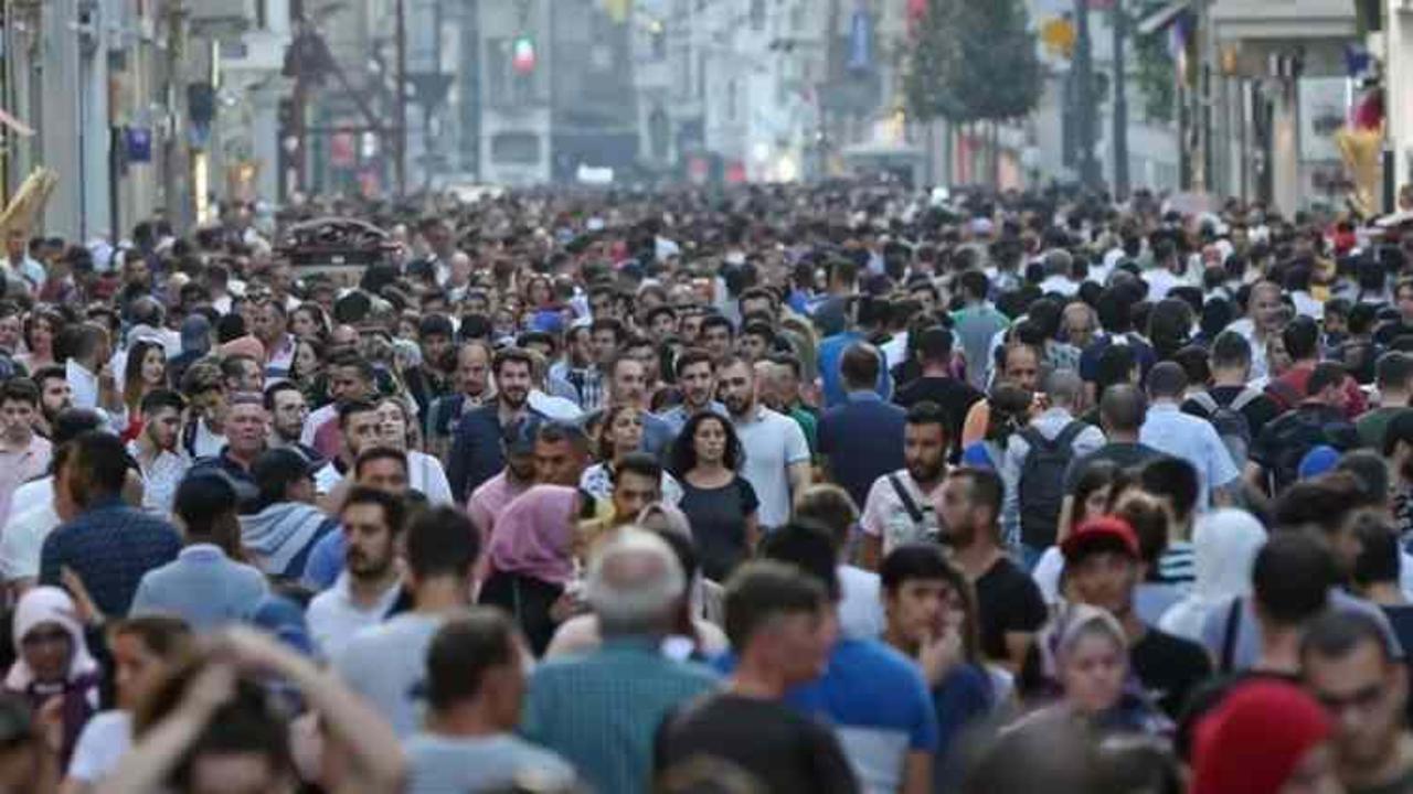 Listeye bakınca illerin yeri sil baştan değişti! İşte en kalabalık ...