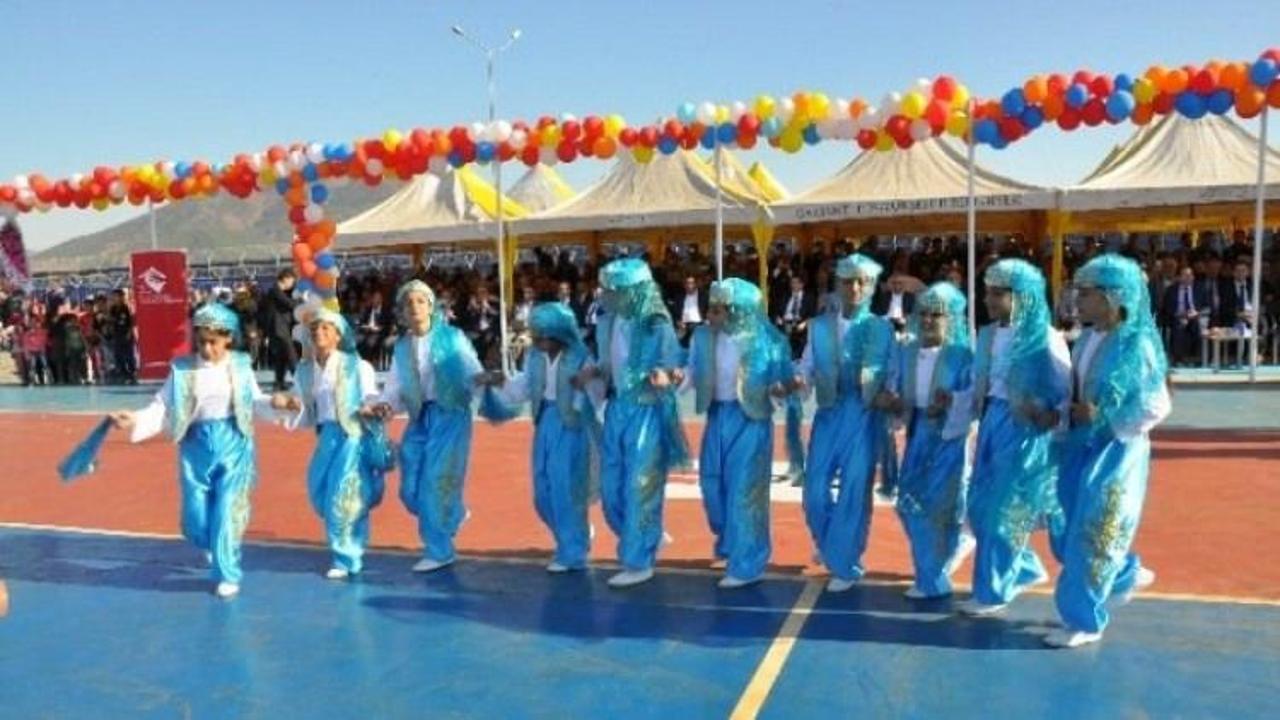 'Oynaya Oynaya Gülün Çocuklar' projesi gerçekleşti - Haber 7 GÜNCEL