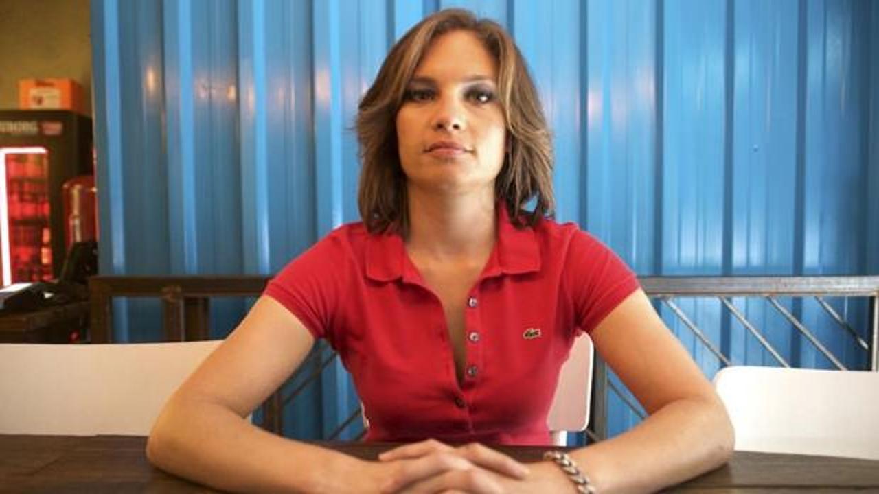Nevşin Mengü kimdir? Nevşin Mengü aslen nereli ve kaç yaşındadır ... Nevşin Mengü kimdir? Nevşin Mengü aslen nereli ve kaç yaşındadır ...