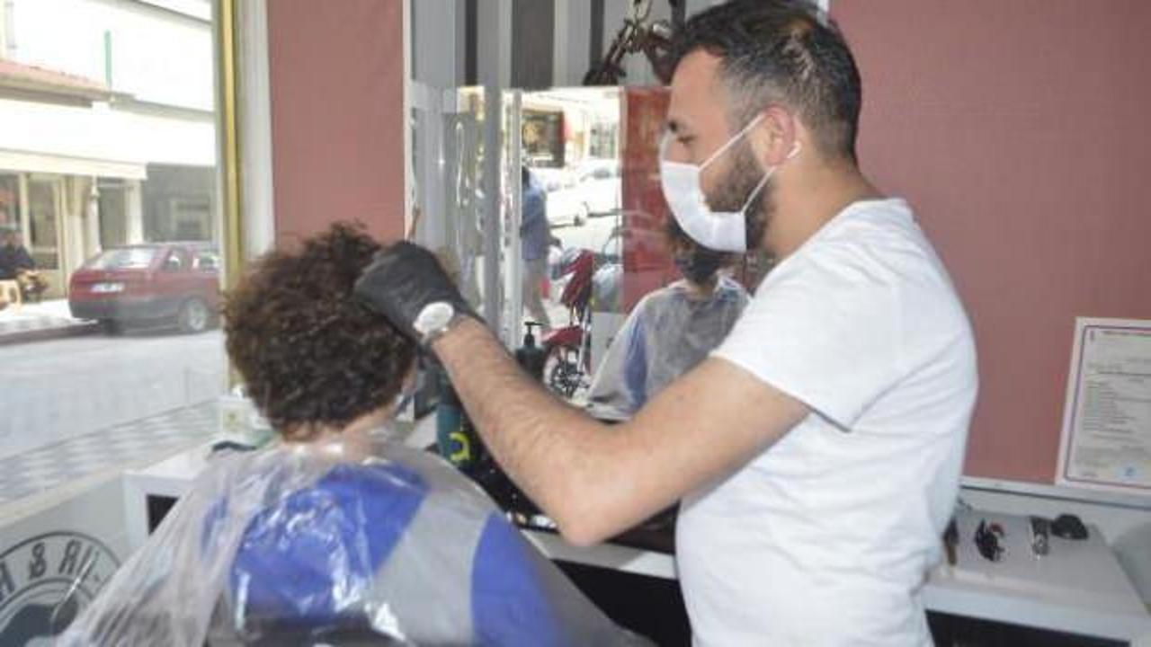 Karantina süreleri dolan 50 berber, yeniden işbaşı yaptı - Haber 7 GÜNCEL