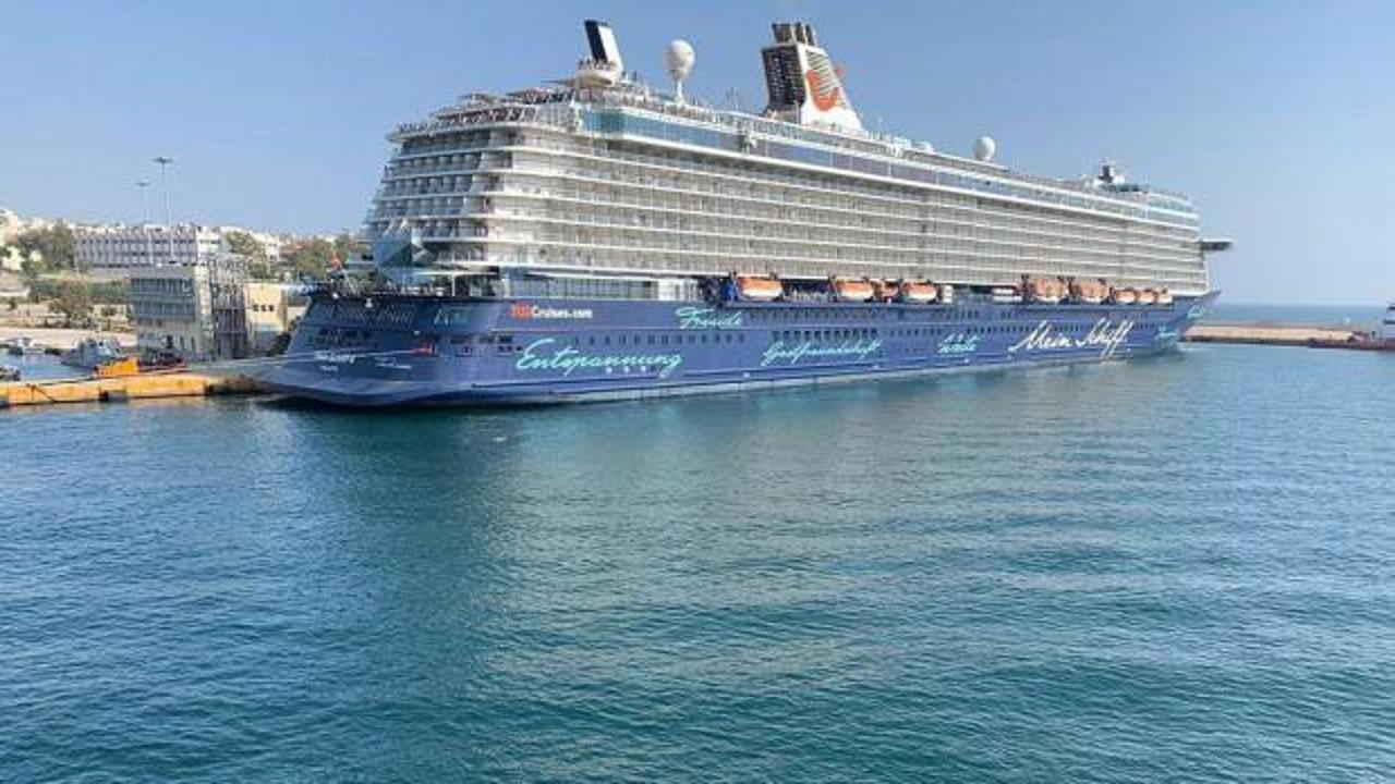 Dev cruise gemileri rotayı Türkiye'ye çevirdi - Ekonomi Haberleri EKONOMİ