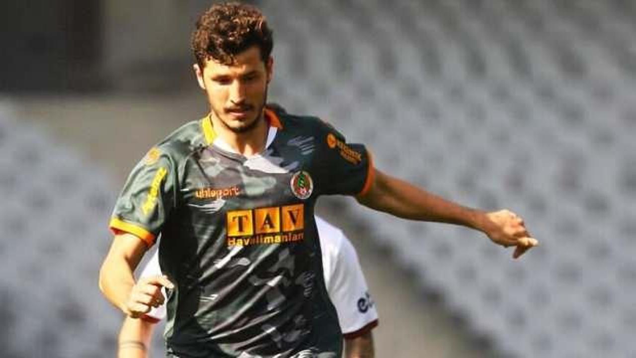 Beşiktaş, Salih Uçan ile anlaştı! - Tüm Spor Haber Beşiktaş Beşiktaş, Salih Uçan ile anlaştı! - Tüm Spor Haber Beşiktaş