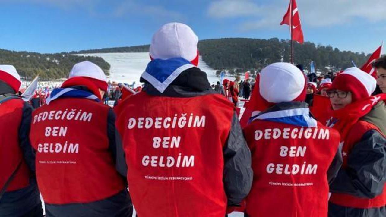 Minik izciler Erzurum'da 'Dedeciğim ben geldim' sloganıyla ilgi odağı ...