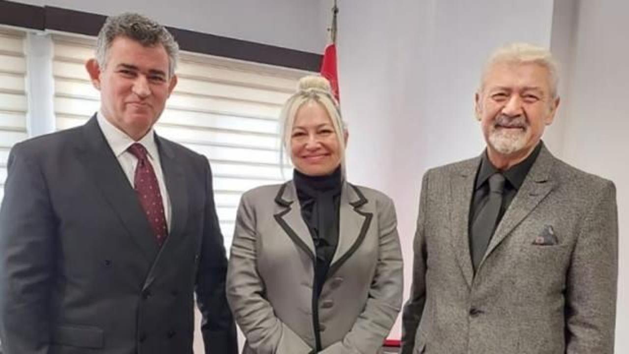 Prof. Dr. Ata Atun Lefkoşa Büyükelçisi Prof. Dr. Metin Feyzioğlu'nu ...