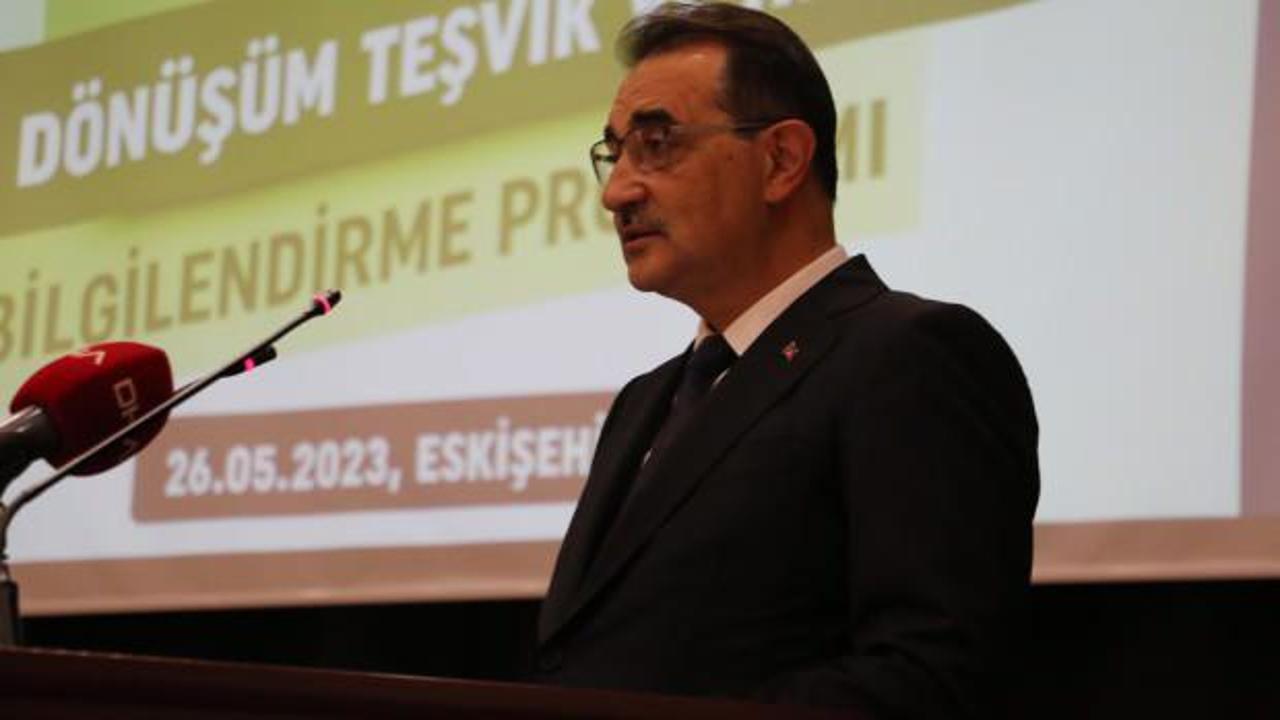 Bakan Dönmez: Güneş enerjisinde 10 yılda 10 bin megavata ulaştık ... Bakan Dönmez: Güneş enerjisinde 10 yılda 10 bin megavata ulaştık ...