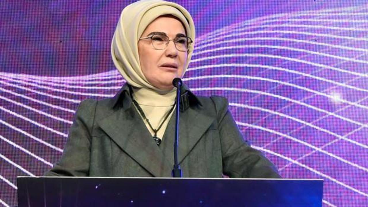 Emine Erdoğan'dan "Dünya Ebeler Günü" paylaşımı - Haber 7 GÜNCEL