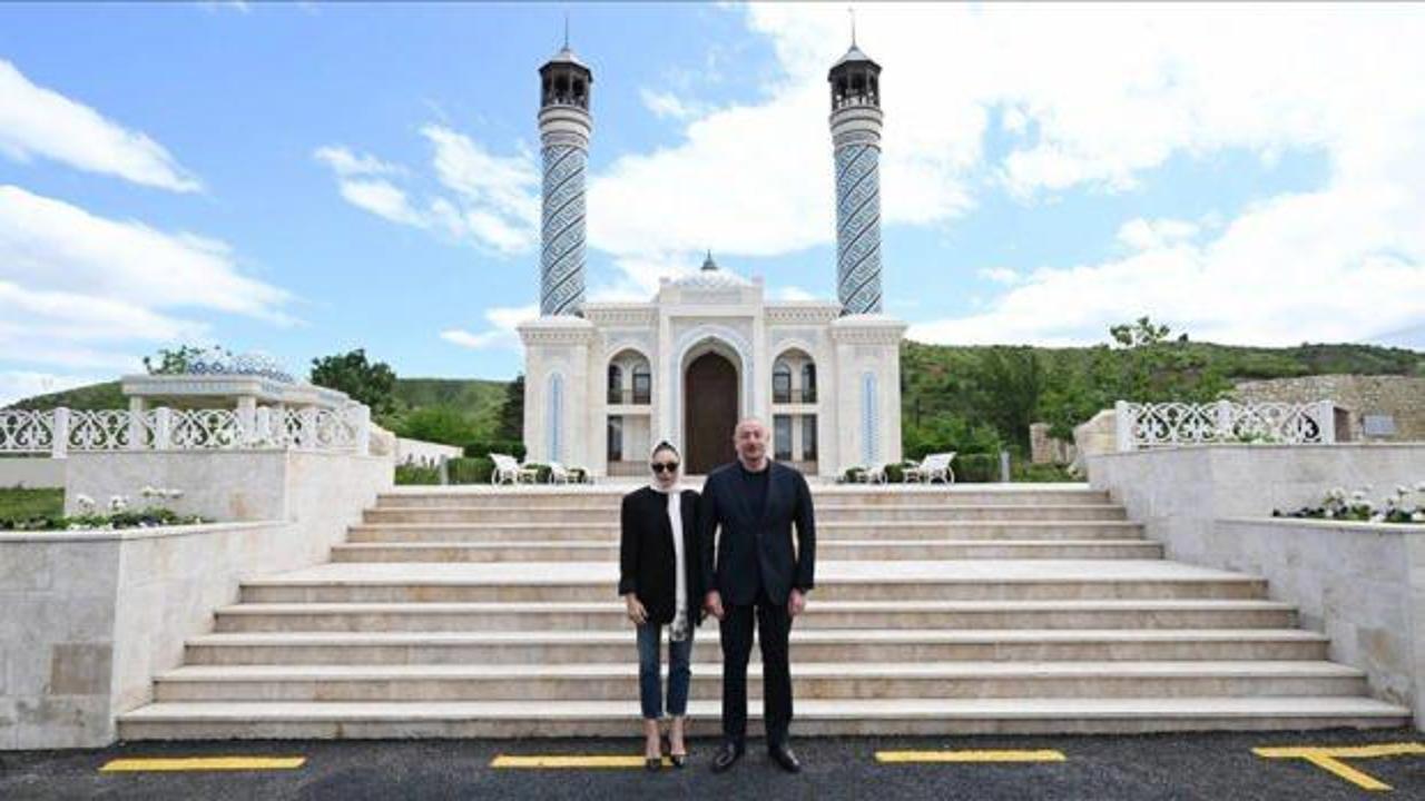 Aliyev, Zengilan'da yeni inşa edilen caminin açılışını yaptı - Haber 7 ...