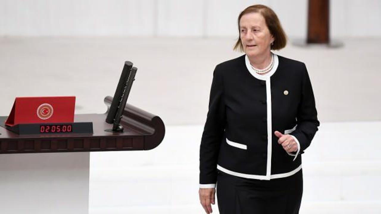 Son dakika haberi: DEVA Partisi Milletvekili Selma Aliye Kavaf istifa ...