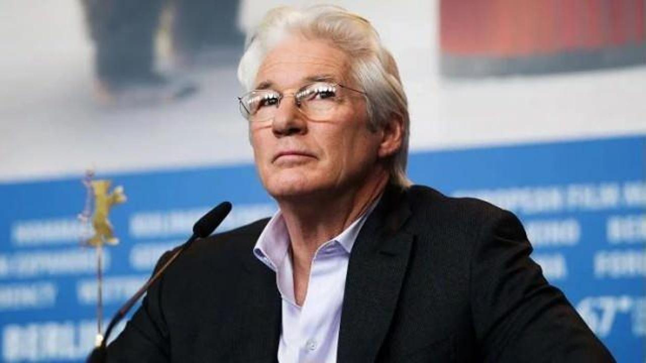 ABD'li aktör Richard Gere, dünyanın Trump'tan dolayı tehlikede olduğunu ...