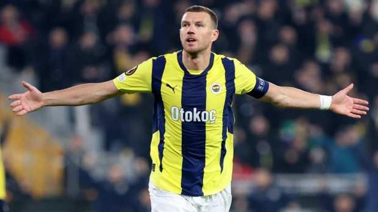 Edin Dzeko'dan Fenerbahçe'ye kötü haber! - Tüm Spor Haber Fenerbahçe Edin Dzeko'dan Fenerbahçe'ye kötü haber! - Tüm Spor Haber Fenerbahçe
