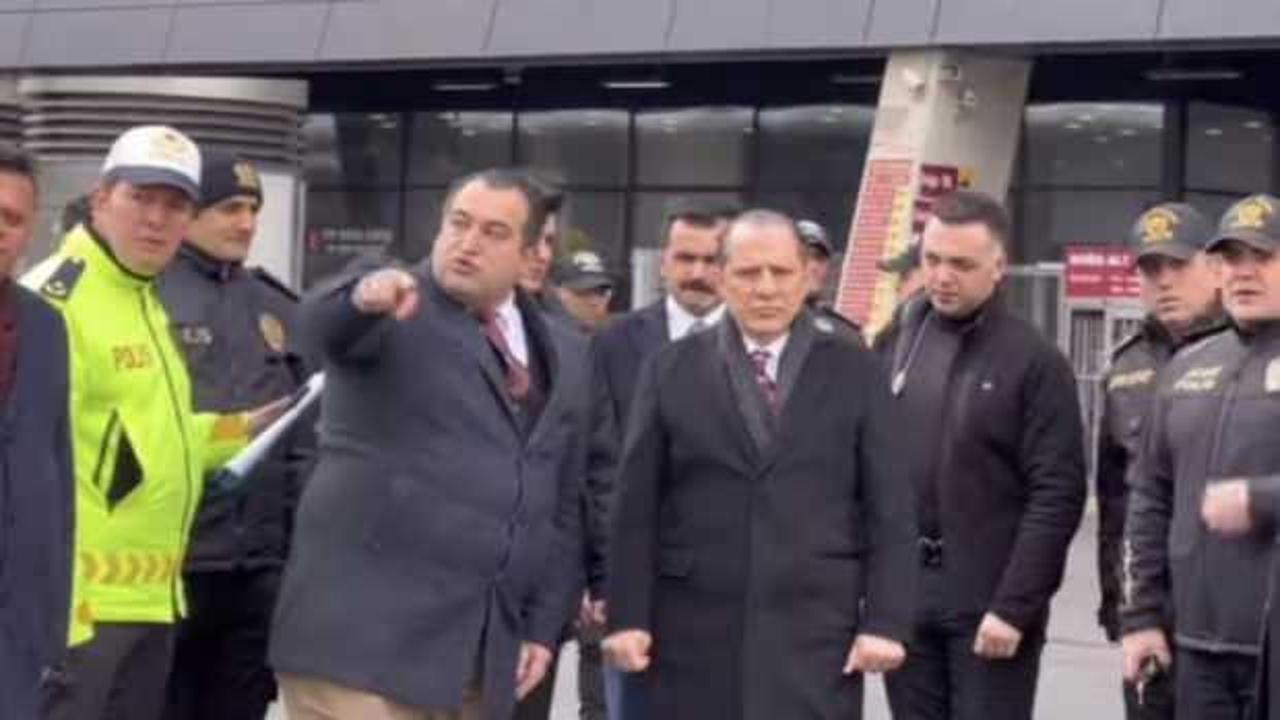 İstanbul Emniyet Müdürü Selami Yıldız, derbi tedbirlerini yerinde ...