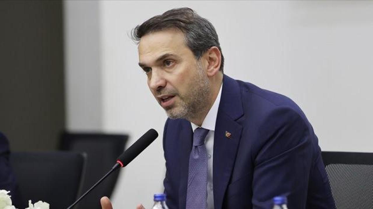 Bakan Bayraktar, Macar Büyükelçi Matis ve heyetiyle enerji işbirliğini ...