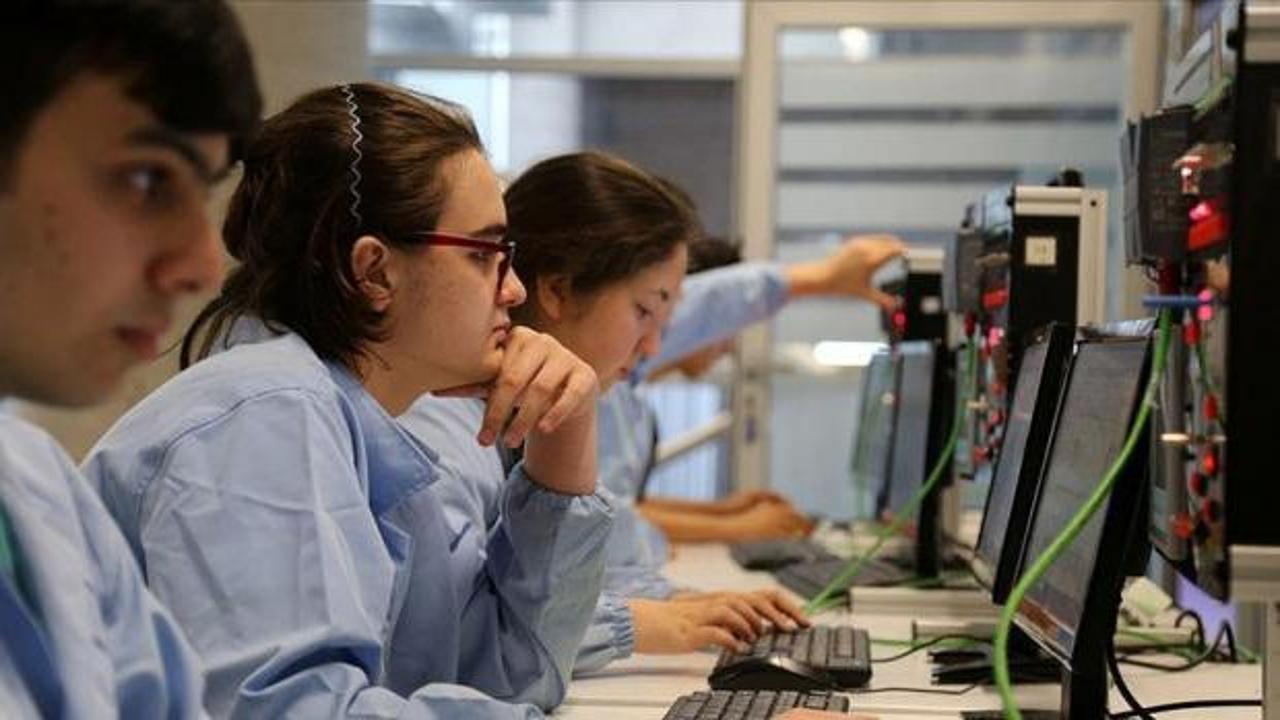 'Okul' deyip geçmeyin! Meslek liselerinden 2024'te dev gelir - Haber 7 ...