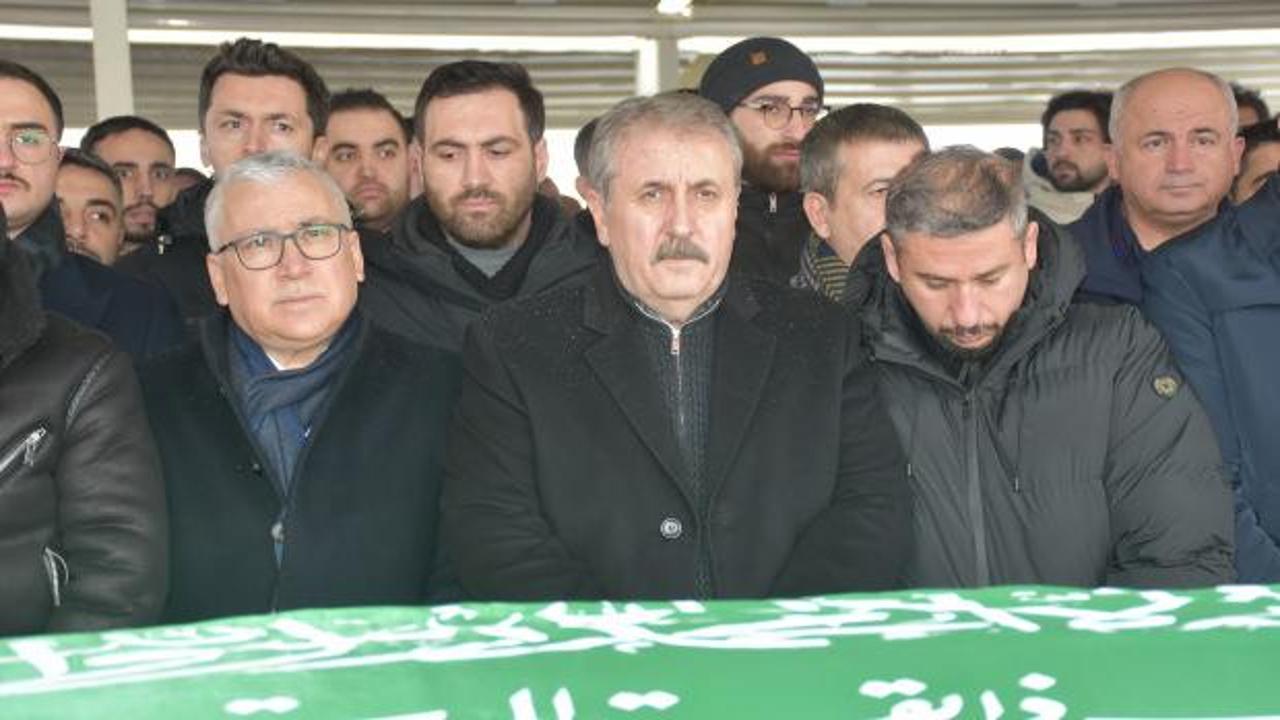 BBP Sivas İl Başkanı Polat toprağa verildi - Haber 7 SİYASET