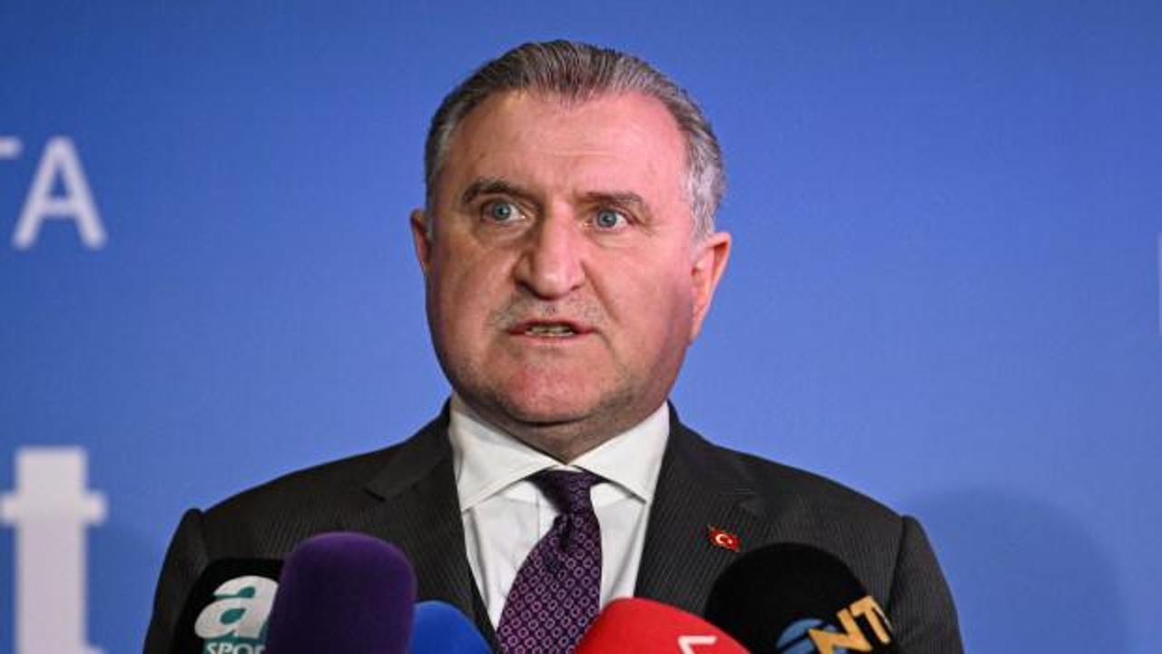 Bakan Osman Aşkın Bak Beşiktaş Futbol Akademisi Tesisleri'nin açılışına ...