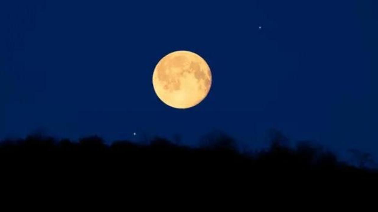 Bu gece Mavi Ay görülecek! 2053'e kadar tekrarlanmayacak - Haber 7 DÜNYA