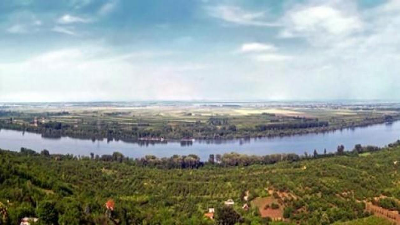 Tuna Nehri'nde 100 Bin Avro Bulundu - Haber 7 DÜNYA