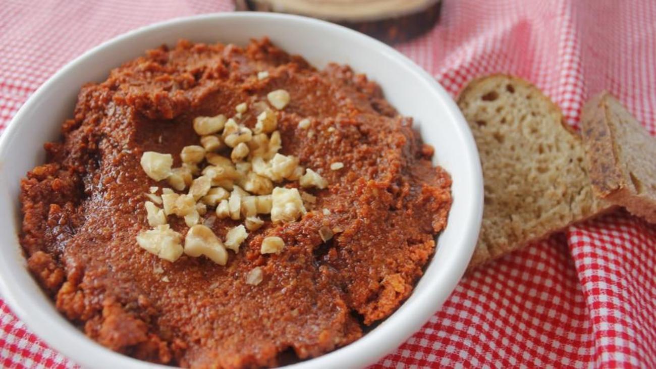 Evde kolay acuka nasıl yapılır? Tam kıvamında acuka tarifi - Yemek ...