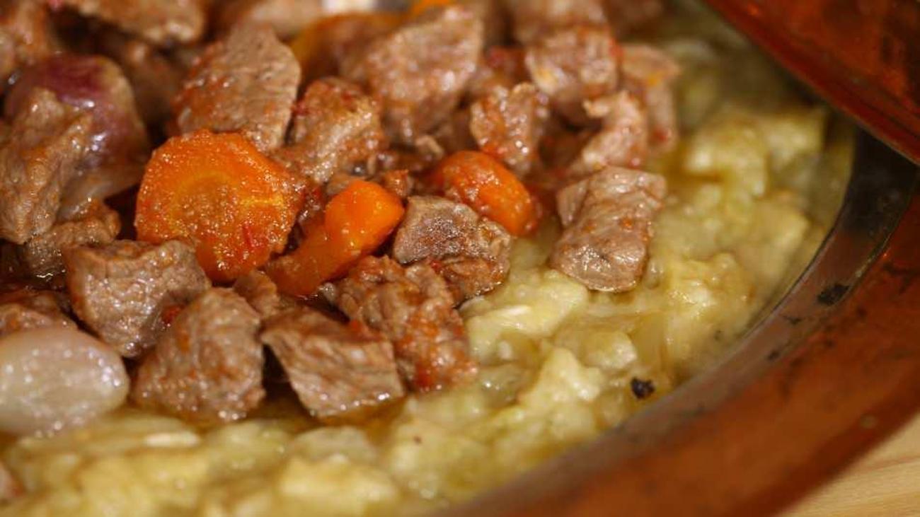 En kolay tas kebabı nasıl yapılır? Lokanta usulü tas kebabı tarifi ... En kolay tas kebabı nasıl yapılır? Lokanta usulü tas kebabı tarifi ...