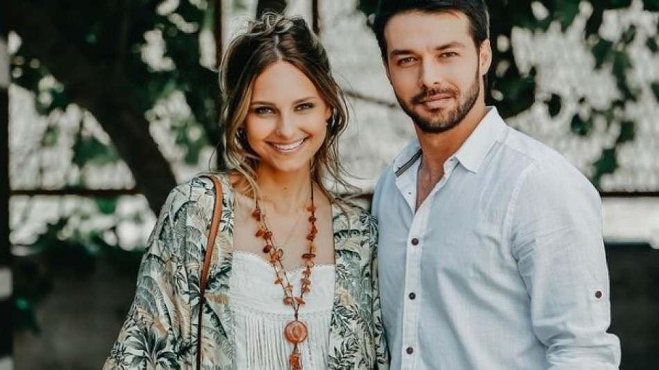 Maria ile Mustafa dizisinin setinde korona paniği! Maria ile Mustafa ...