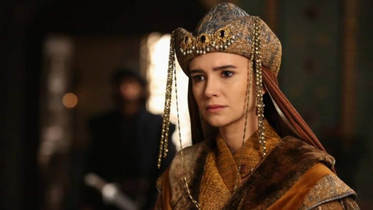 Uyanış: Büyük Selçuklu'da sürpriz ayrılık! Elçin Hatun'u oynayan Leyla ...