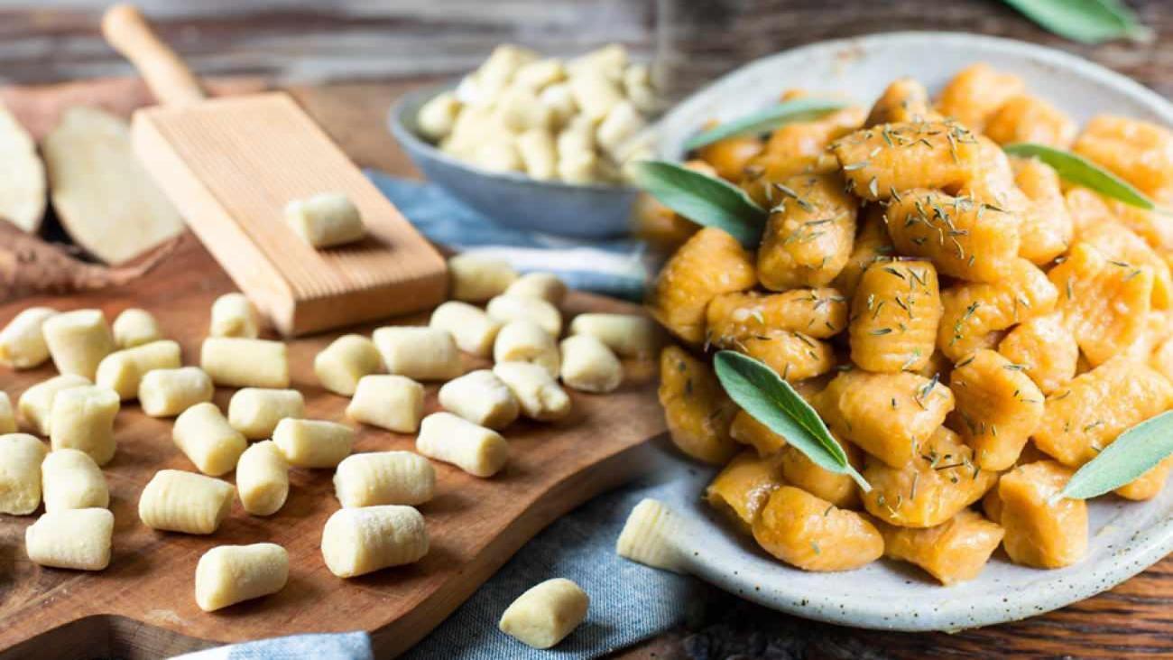 Gnocchi(niyokki) nedir ve Niyokki nasıl yapılır? En kolay Gnocchi ...