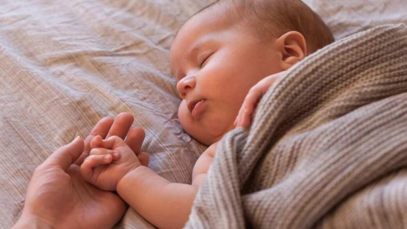 Hz. Fatıma (as) Hz. Muhammed'in (SAV) torunlarını uyutmak için hangi ...