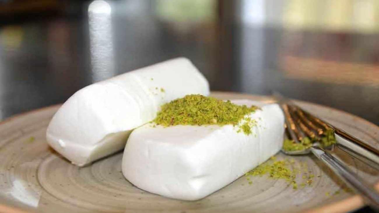 Yaz ayında serinleten lezzet: Maraş dondurması! Ev yapımı Maraş ...