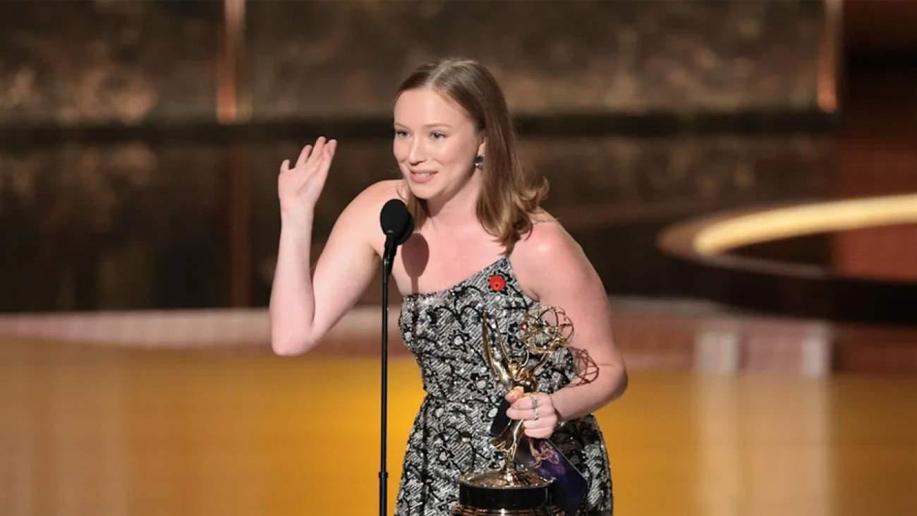 Yahudi oyuncu Hannah Einbinder'ın "Filistin'e özgürlük" sözleri Emmy ...