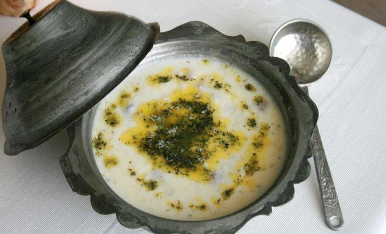 Lebeniye çorbası nasıl yapılır? Gaziantep usulü lebeniye çorbası tarifi ...