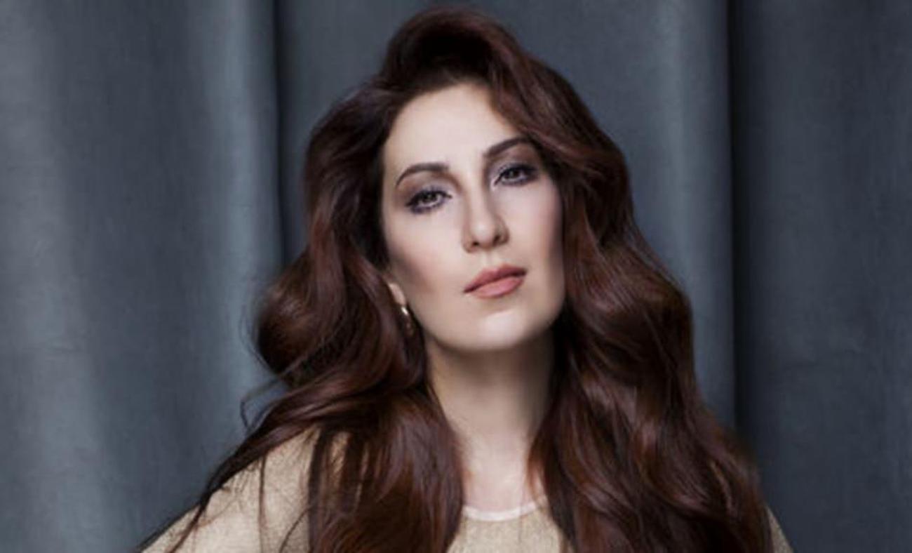 Yonca Lodi'nin babası hayatını kaybetti! - Magazin Haberleri
