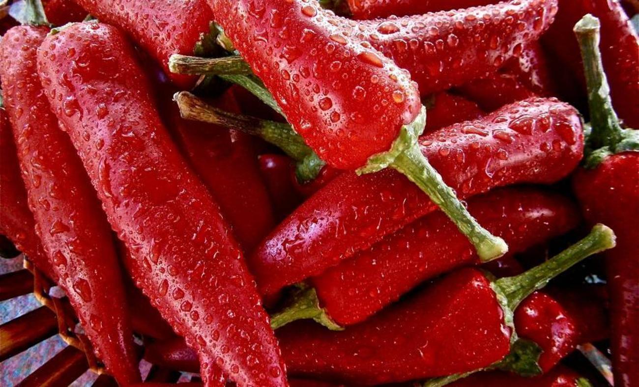 Ömrü uzatan: Acı biberin faydaları nelerdir? Düzenli acı biber ...
