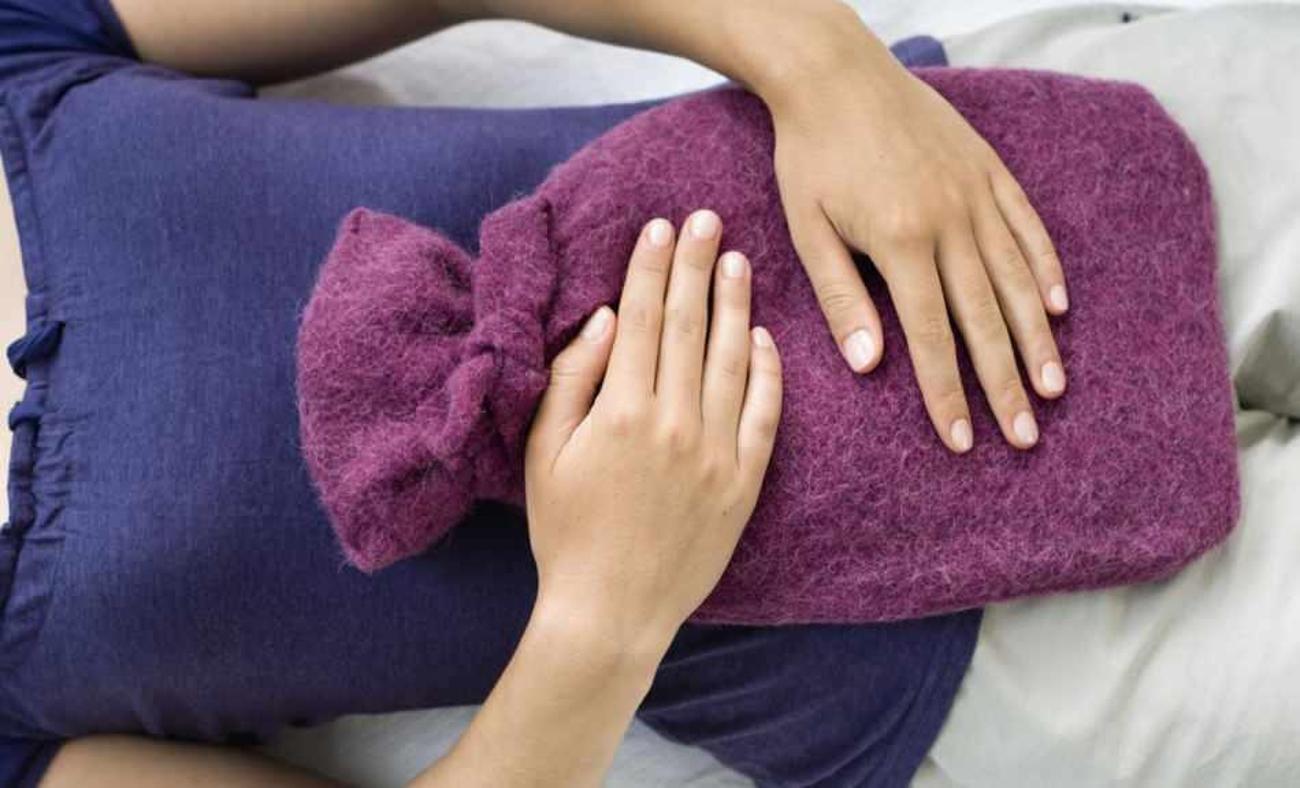 Adetin ilk belirtileri nelerdir? Adet gecikmesi neden olur? Adet ...