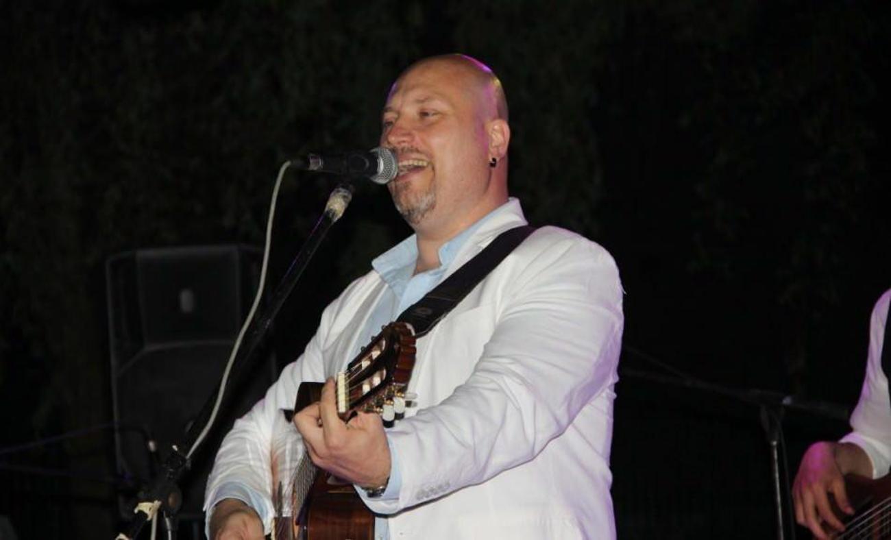 Müzisyen Alper Demir koronavirüse yenik düştü! - Magazin Haberleri