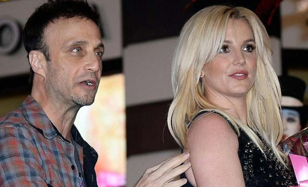 Britney Spears'ın 25 yıllık menajeri Larry Rudolph ile yolları ayrıldı ...