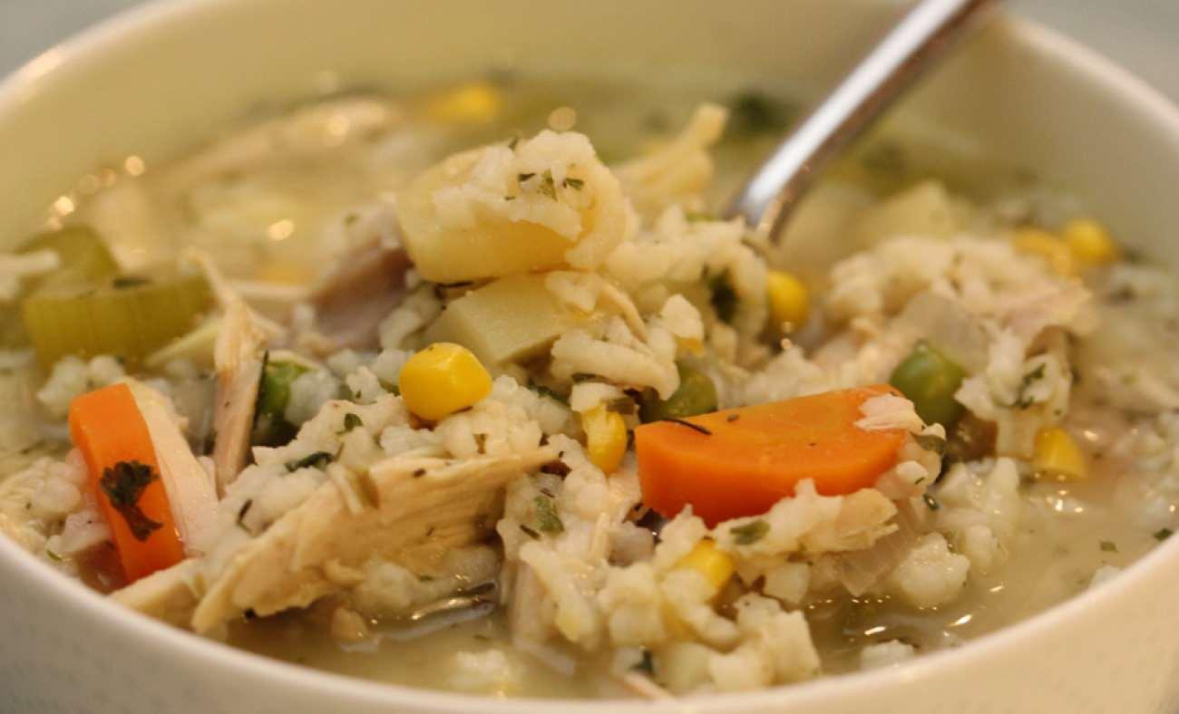 En kolay pirinç çorbası nasıl yapılır? Pirinç çorbasının püf noktaları ...