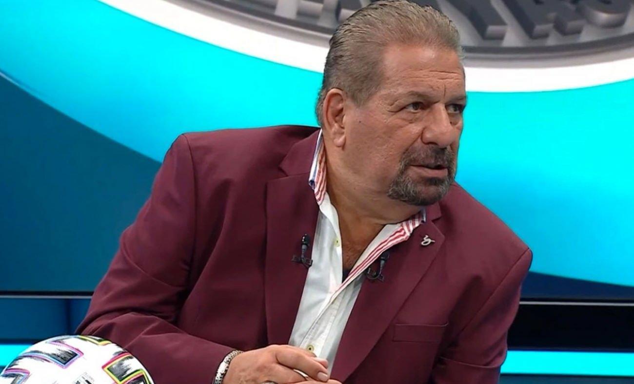 73 yaşındaki Erman Toroğlu 34 yaş küçük eşiyle ilk kez görüntüledi ...