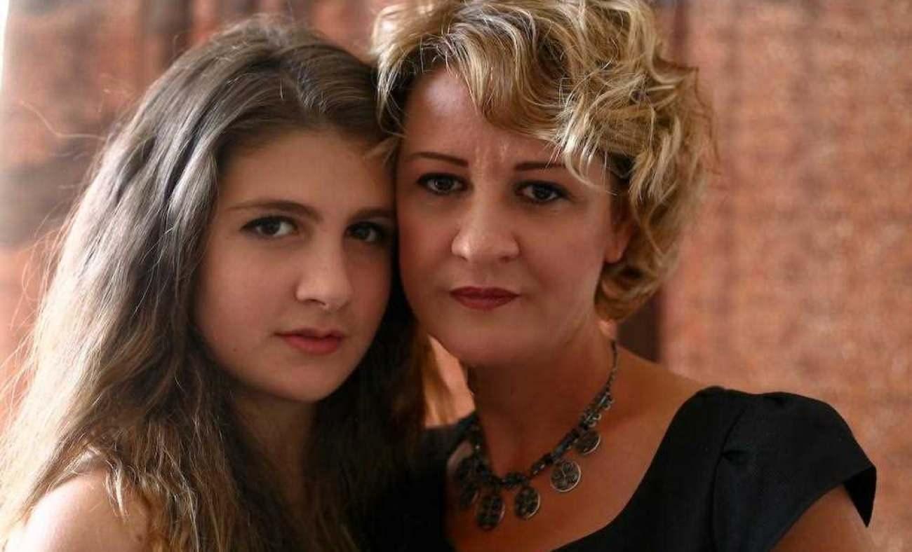 Naz Çağla Irmak'ın annesi Hülya Gülşen'den üzen haber! Beyin kanaması ...