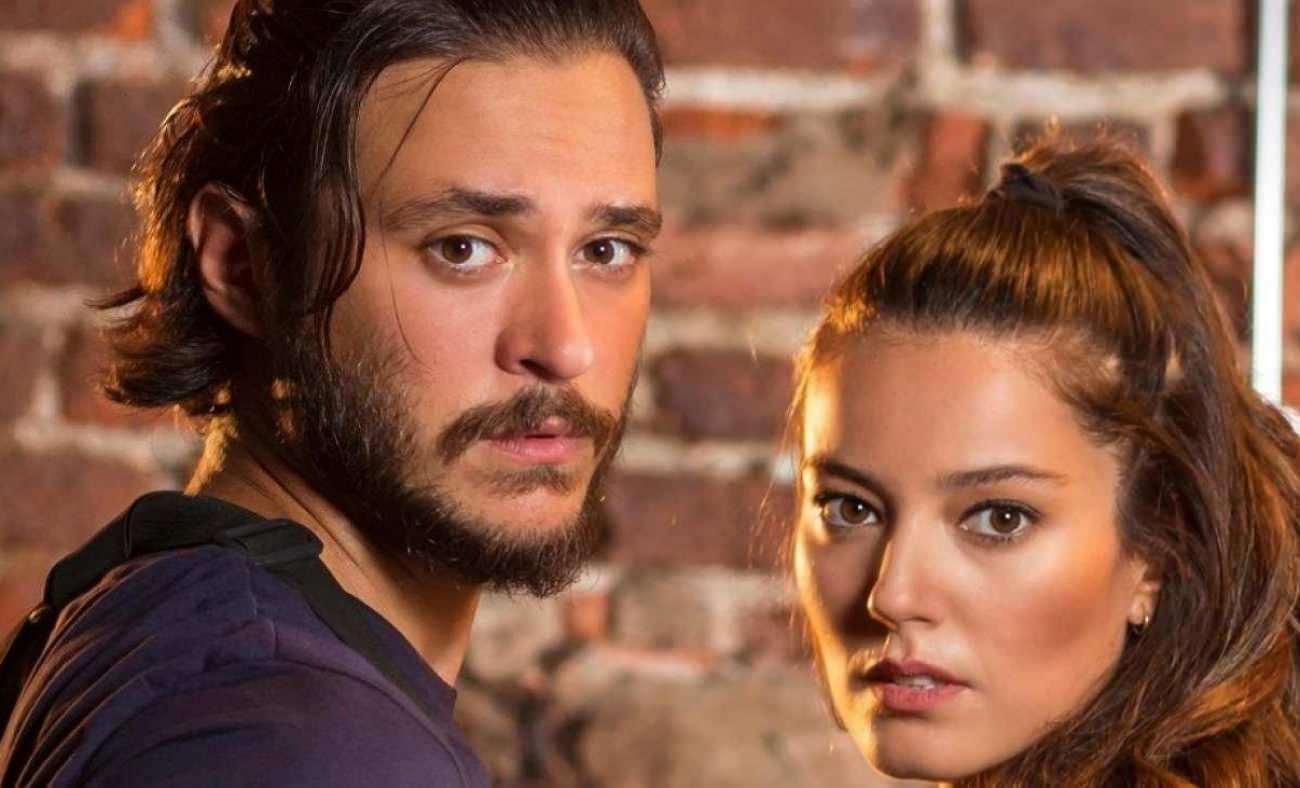 Anıl Altan yine yaptı yapacağını! Pelin Akil sessiz kalamadı: "Açıklama ...