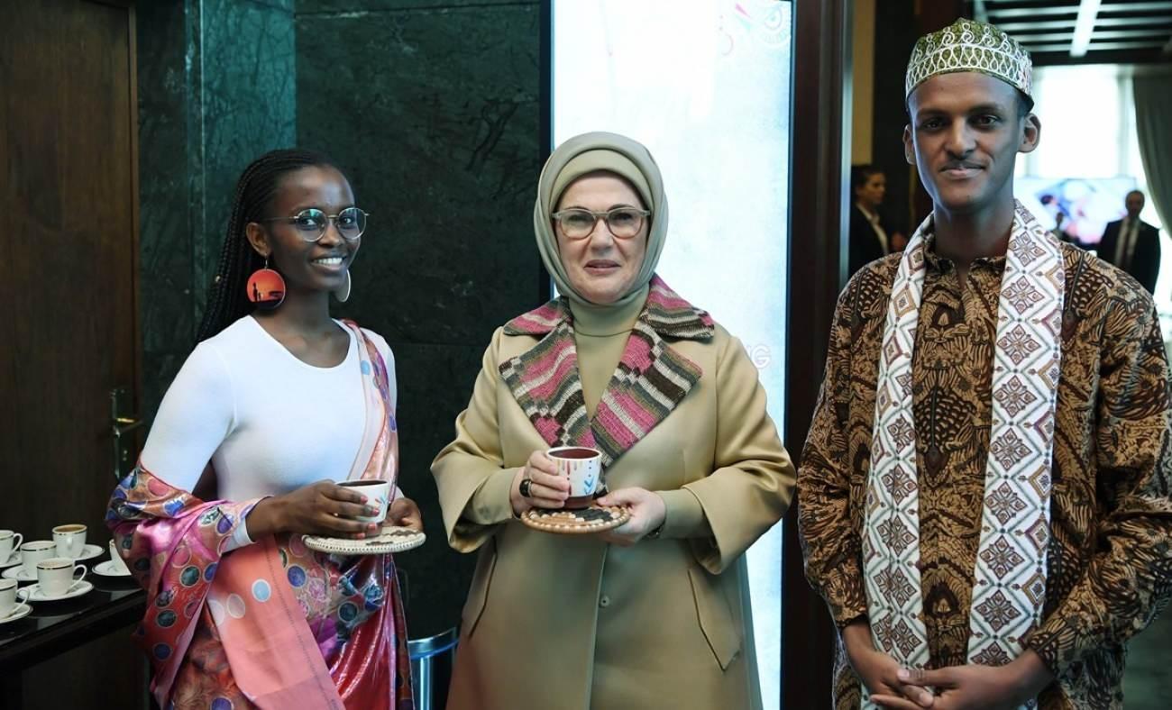 Emine Erdoğan Afrika Evi derneği ile bir araya geldi! Afrika ülkeleri ...