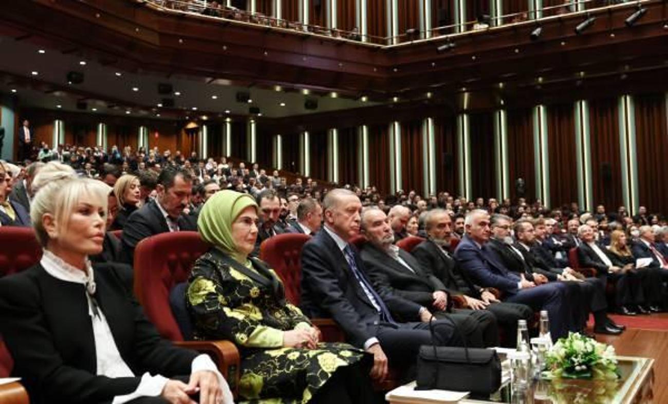 Emine Erdoğan Cumhurbaşkanlığı Kültür ve Sanat ödülünü alan sanatçıları ...