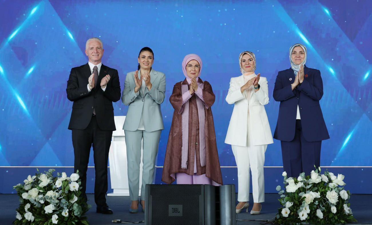 Emine Erdoğan'dan anlam dolu paylaşım! Emine Erdoğan'dan anlam dolu paylaşım!